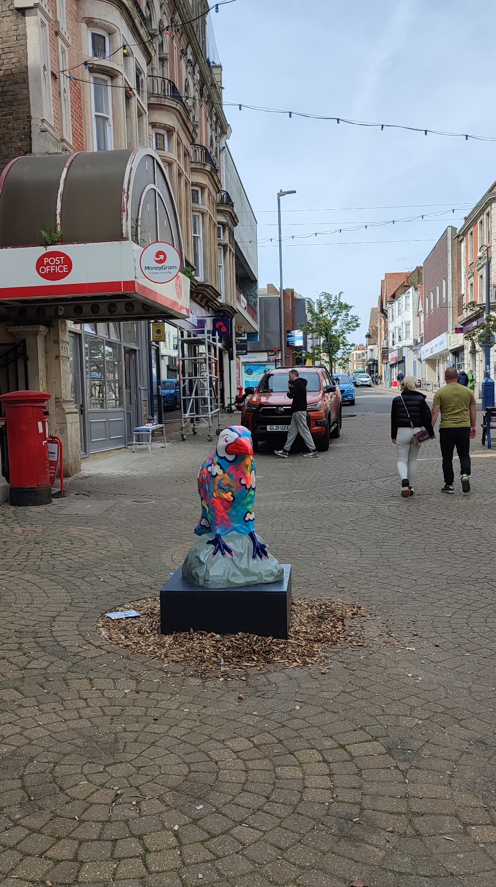Ramsgate Raven Trail of colourful statues around the town - Visit Thanet